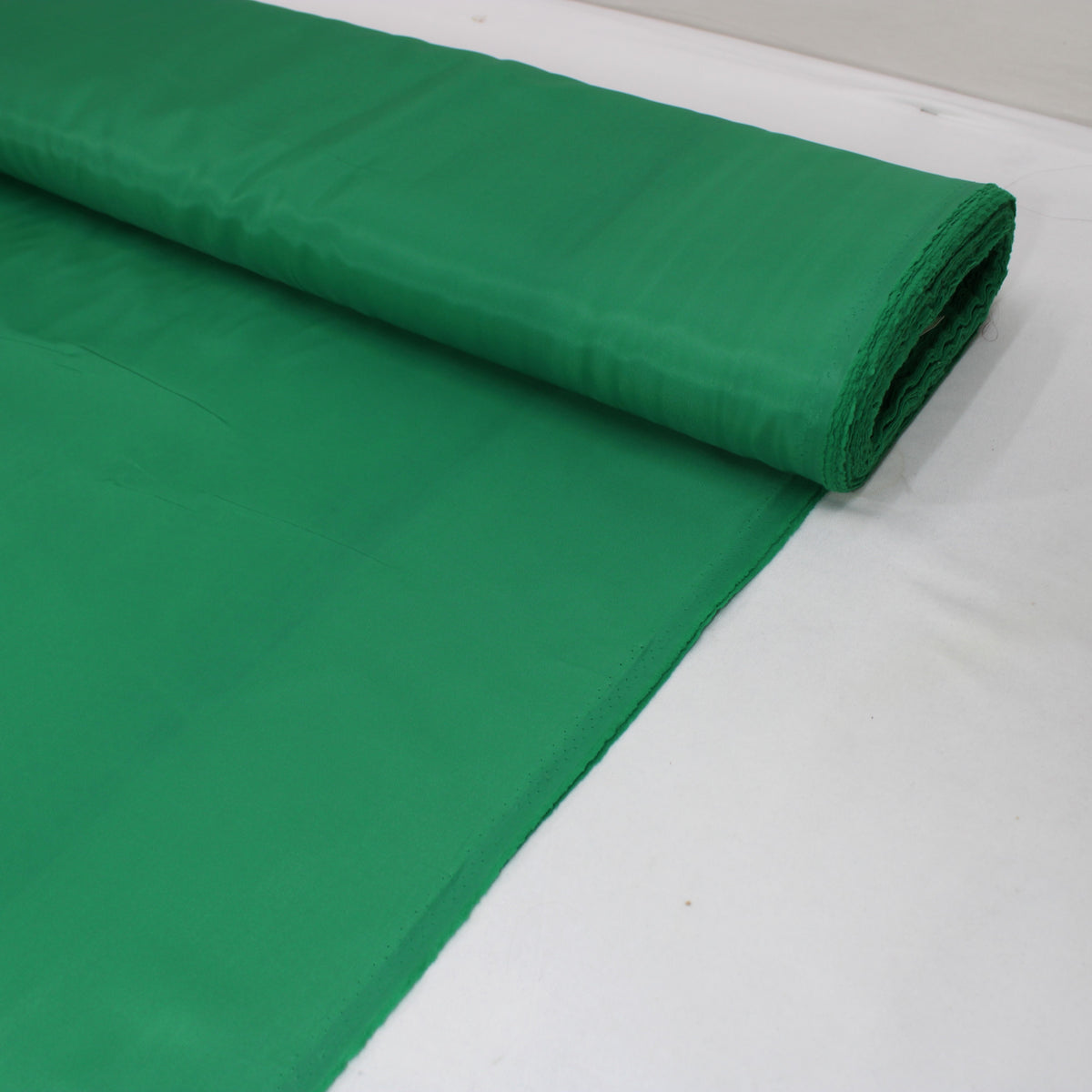 3 Metres Acetate Taffeta Soft Lining - 55" Wide - Green – Cut Price Fabrics
